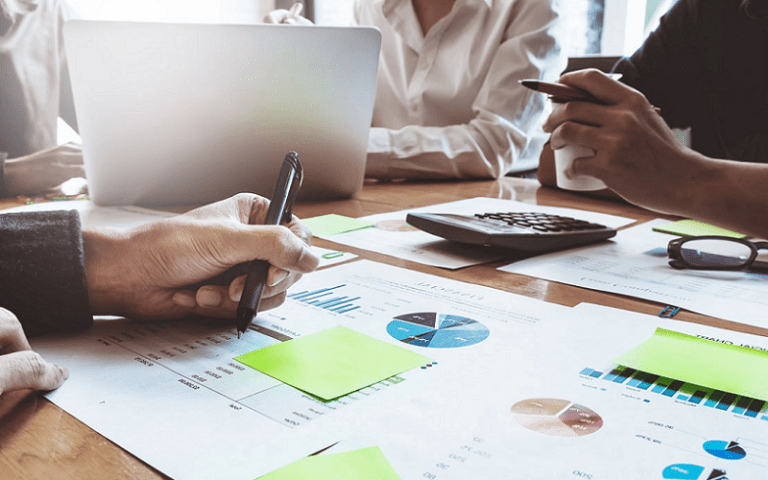 C-Corporation vs LLC: A Comparative Look at Pros and Cons - Small Biz Pulse